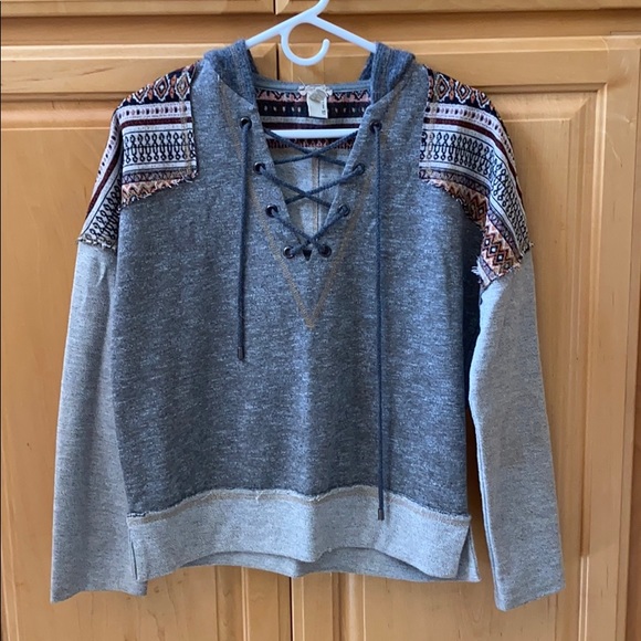 gimmicks by BKE | Tops | Gimmicks Hooded Sweatshirt | Poshmark